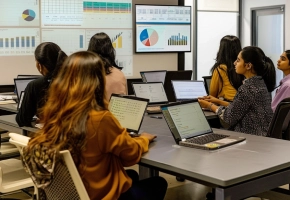 SDNB Vaishnav College for Women