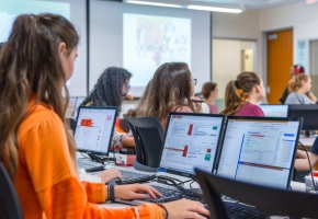 SDNB Vaishnav College for Women